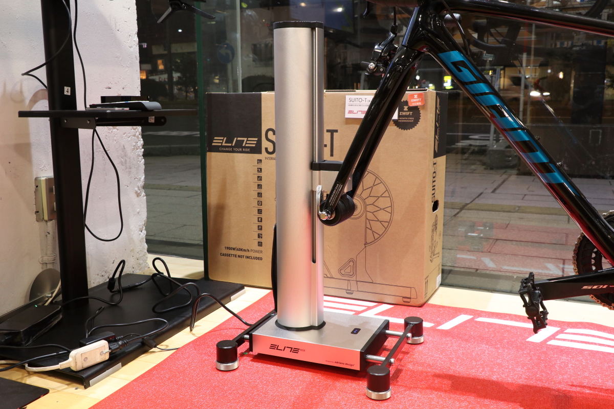 インドアサイクリングの新たな必需品！？【ELITE RIZER】