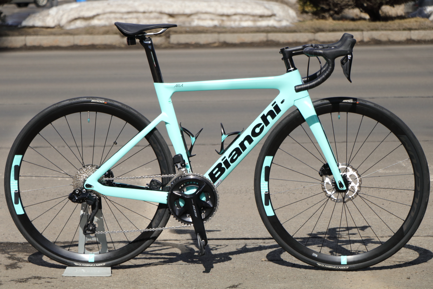 お客様の一台「BIANCHI ARIA DISC」